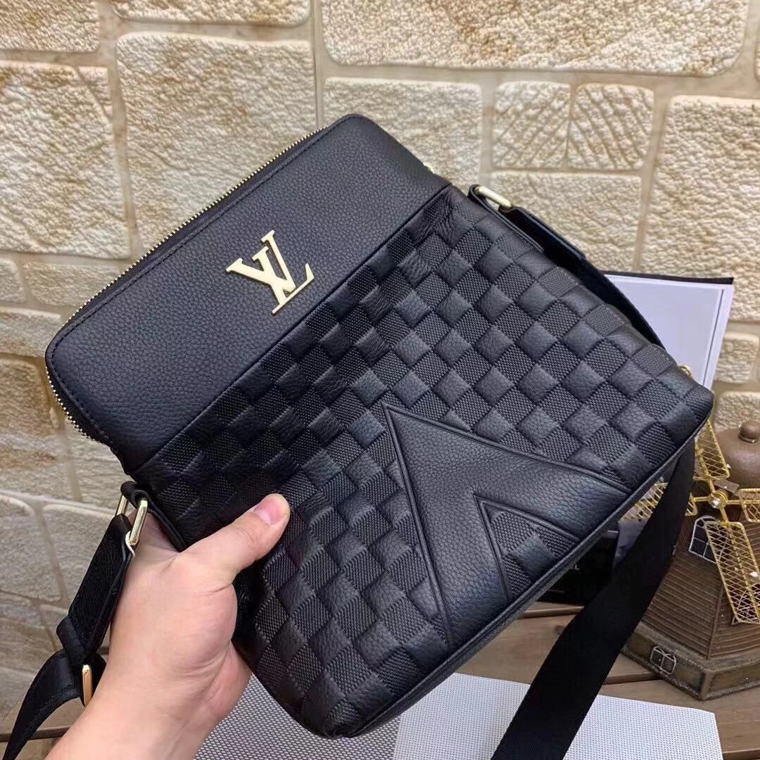 Economical Mens Louis Vuitton Satchel Bags