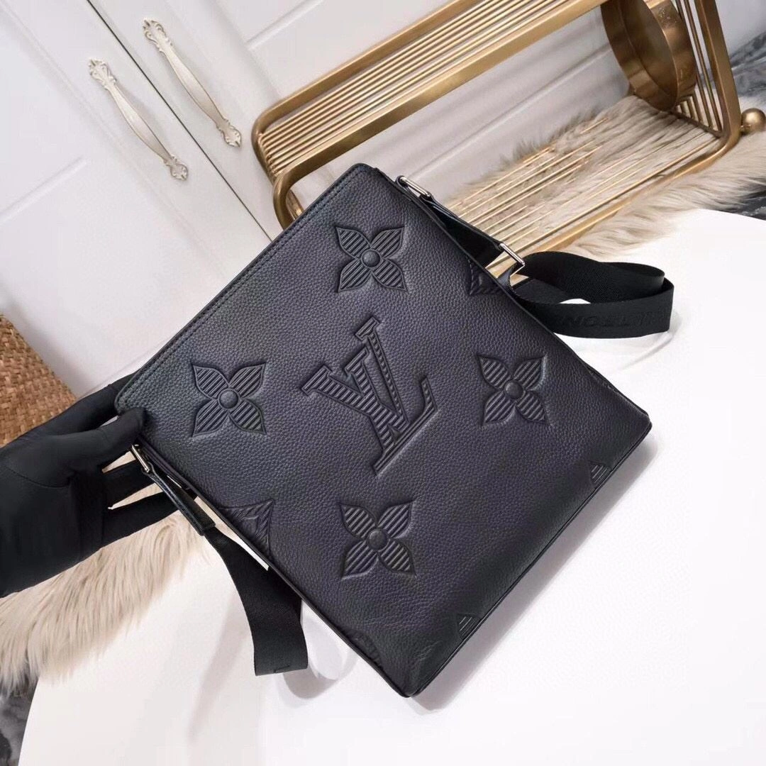 Inexpensive Mens Louis Vuitton Satchel Bags