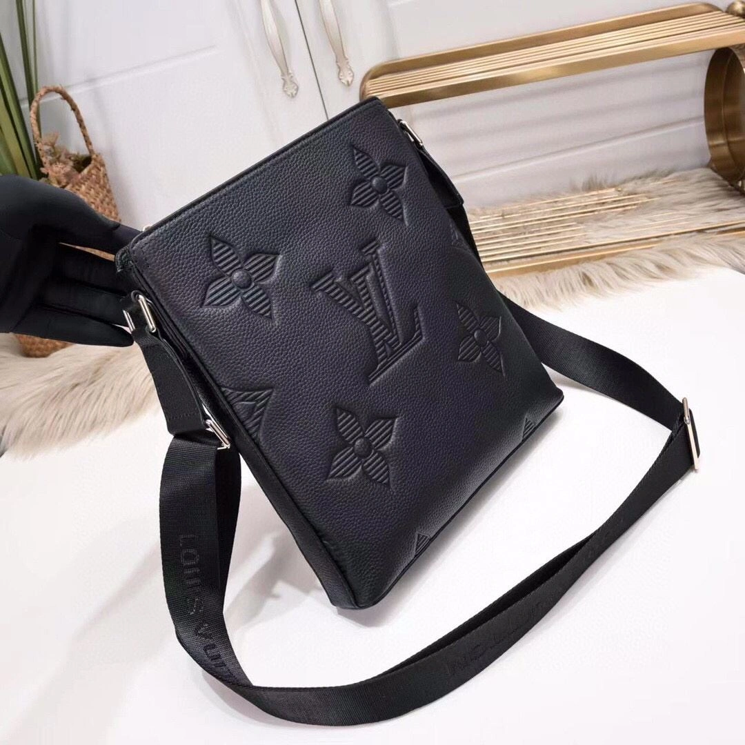 Inexpensive Mens Louis Vuitton Satchel Bags