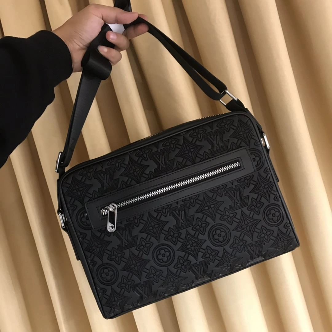Reasonably priced Mens Louis Vuitton Satchel Bags