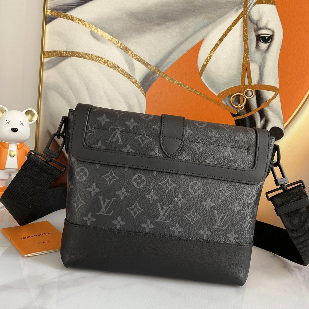 Budget-friendly Mens Louis Vuitton Satchel Bags