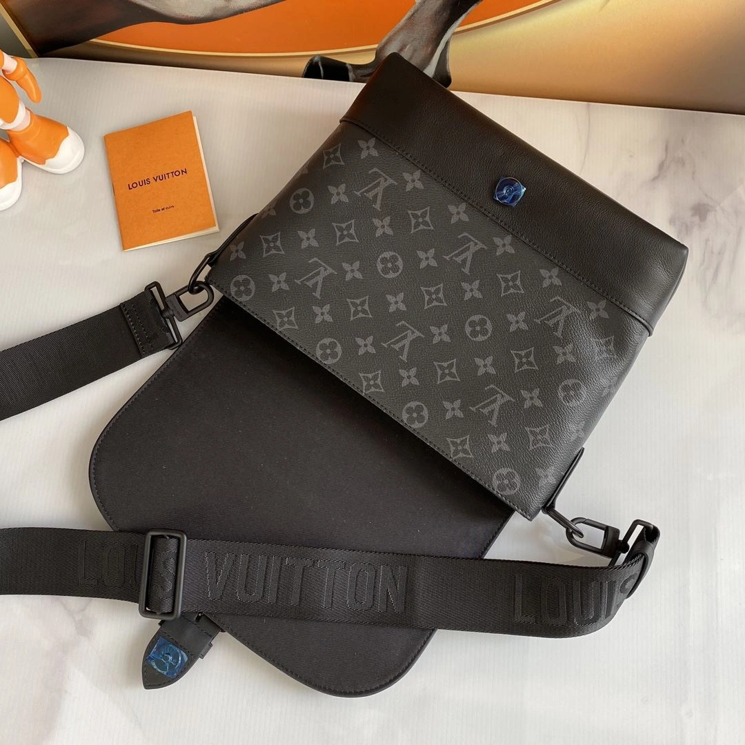Budget-friendly Mens Louis Vuitton Satchel Bags