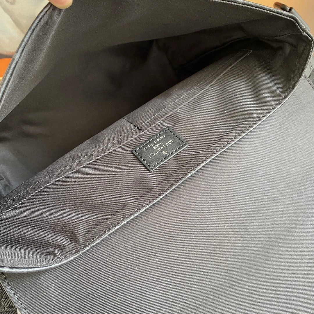 Budget-friendly Mens Louis Vuitton Satchel Bags