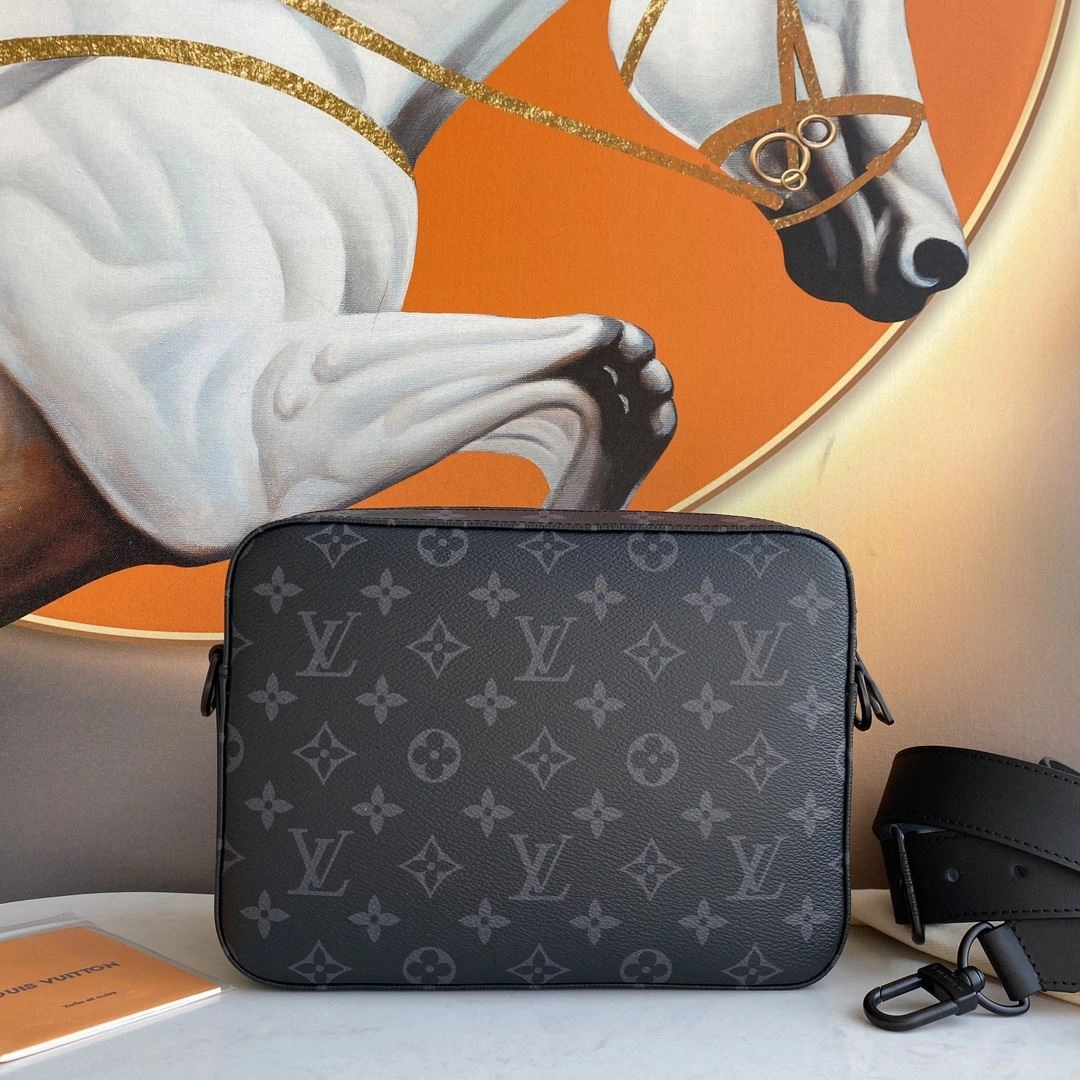 Factory-made Mens Louis Vuitton Satchel Bags