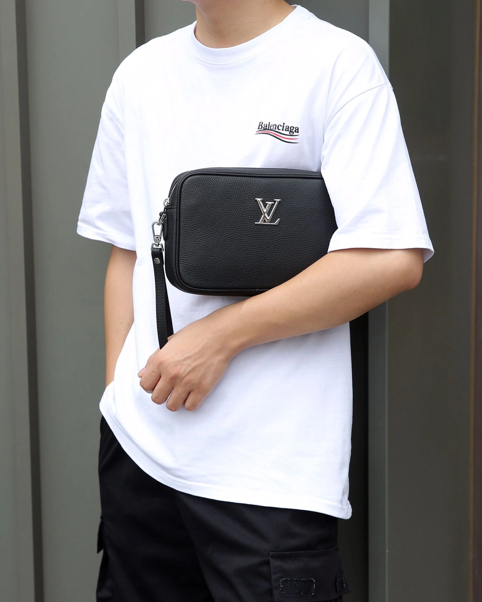 Perfect replica Mens Louis Vuitton Satchel Bags