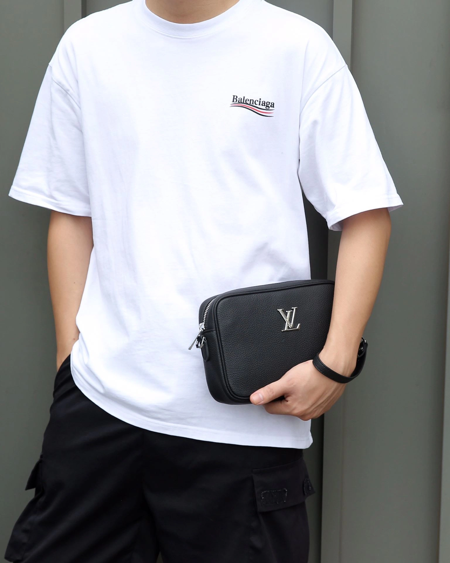 Perfect replica Mens Louis Vuitton Satchel Bags