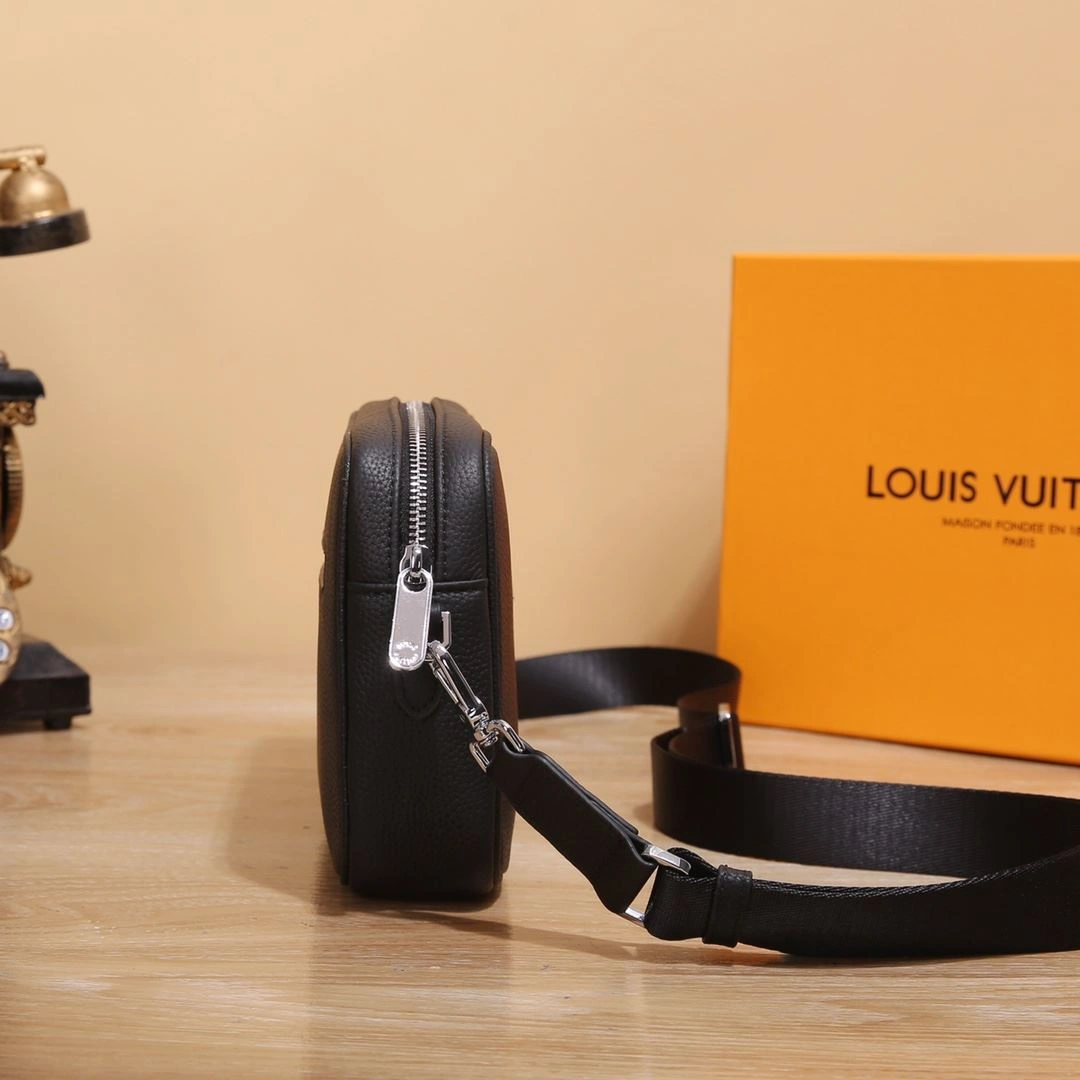 Perfect replica Mens Louis Vuitton Satchel Bags