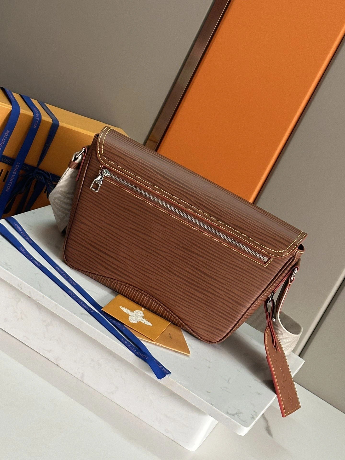 Authentic Mens Louis Vuitton Satchel Bags
