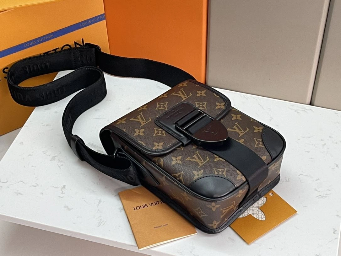 Low-cost Mens Louis Vuitton Satchel Bags