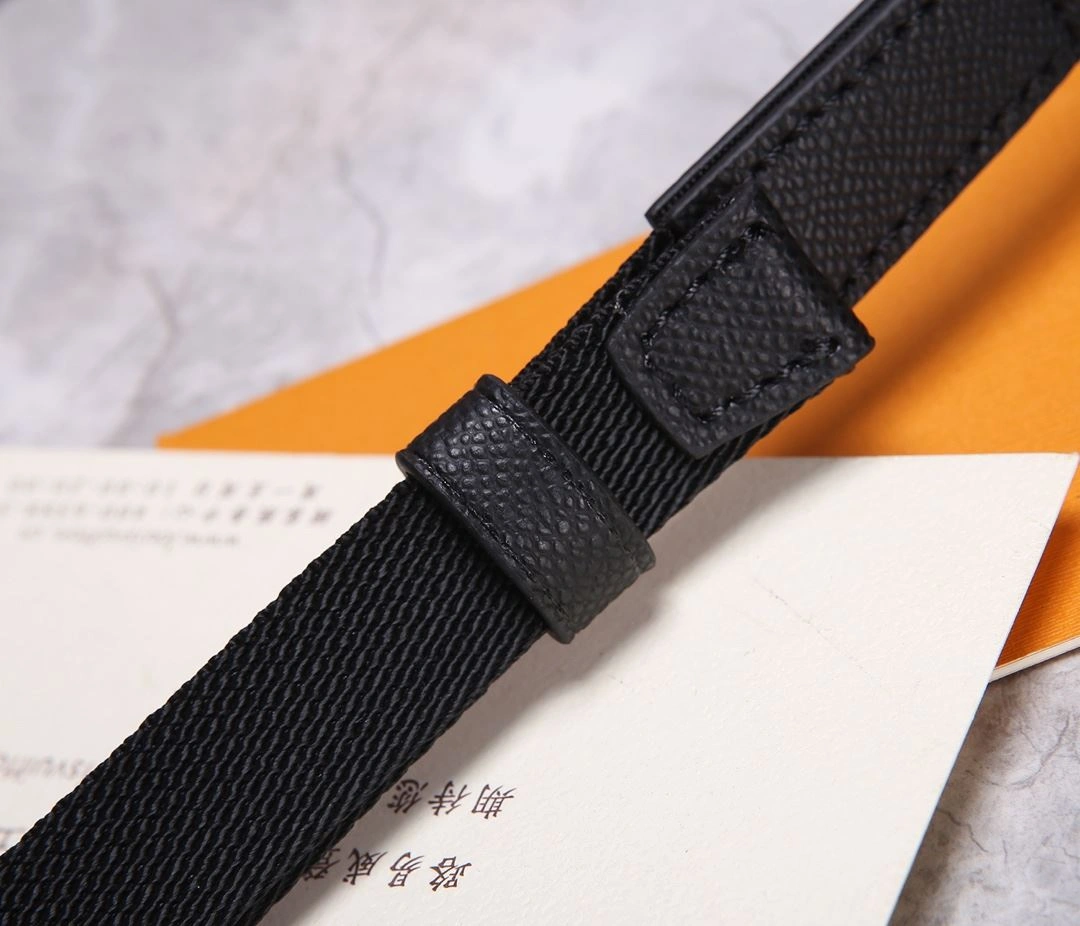Indistinguishable Mens Louis Vuitton Satchel Bags