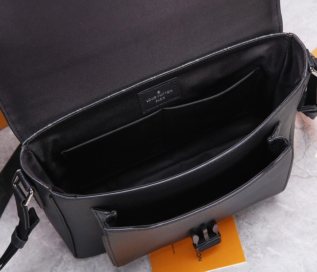 Indistinguishable Mens Louis Vuitton Satchel Bags