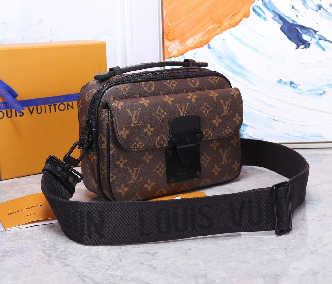 Low-cost Mens Louis Vuitton Satchel Bags