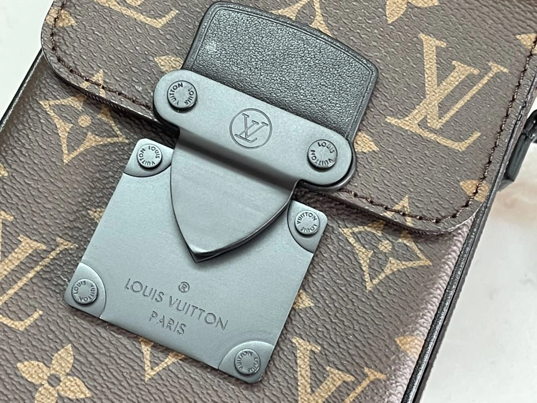 High fidelity Mens Louis Vuitton Satchel Bags