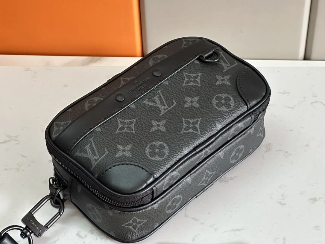 1:1 copy Mens Louis Vuitton Satchel Bags