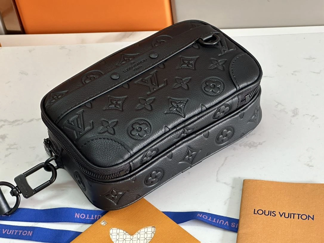 Precise copy Mens Louis Vuitton Satchel Bags