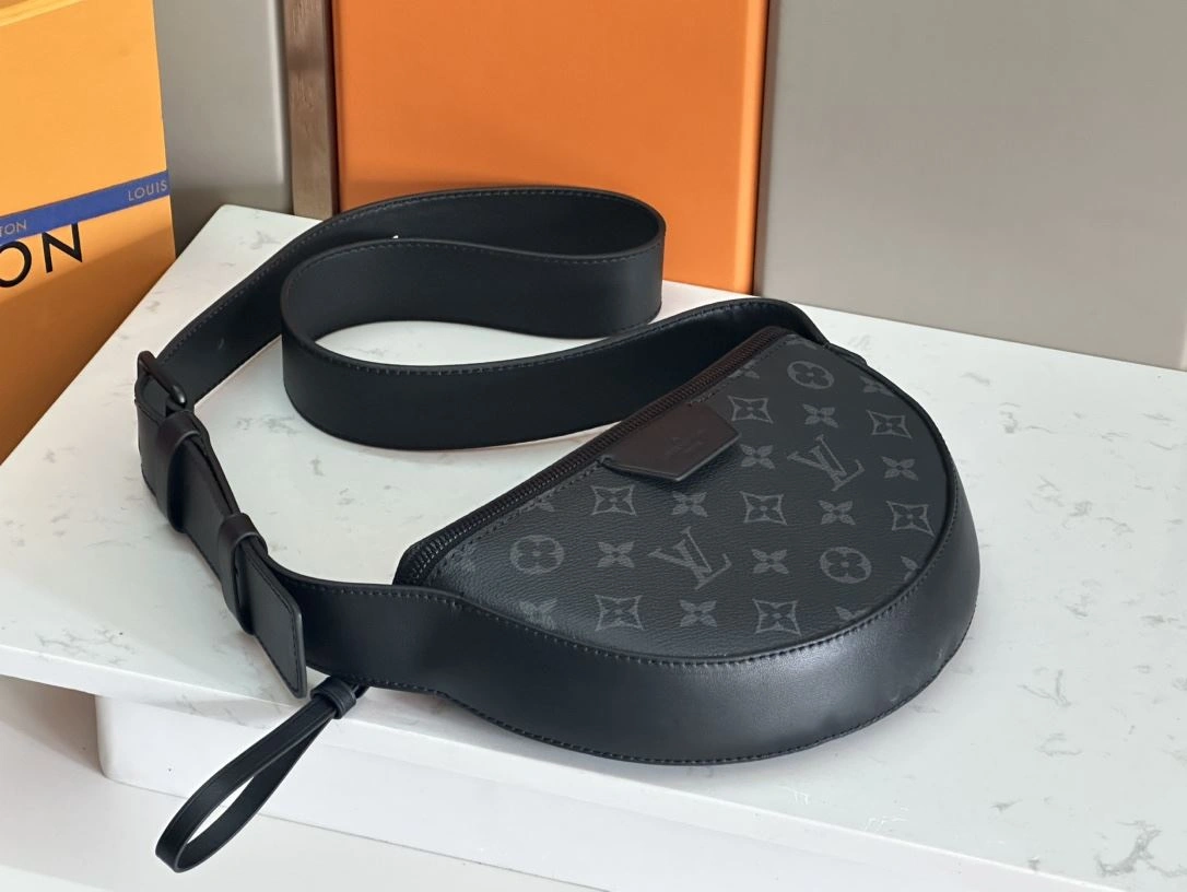Factory-made Mens Louis Vuitton Satchel Bags