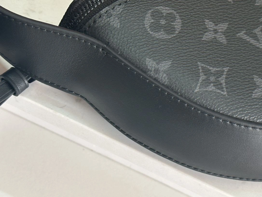 Factory-made Mens Louis Vuitton Satchel Bags