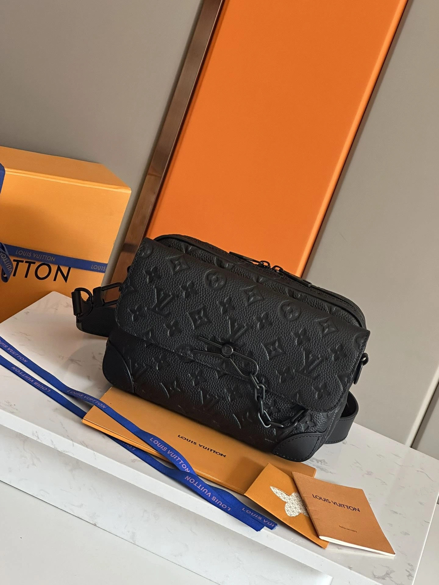 Mens Louis Vuitton Satchel Bags