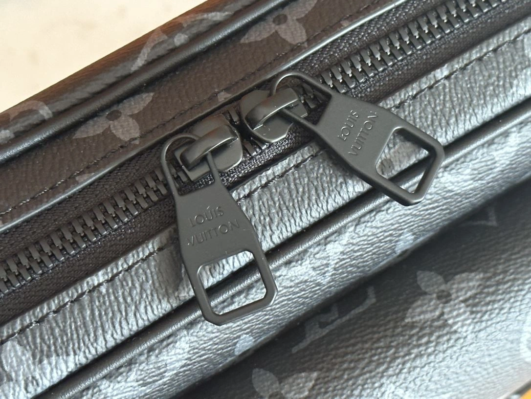 1:1 copy Mens Louis Vuitton Satchel Bags