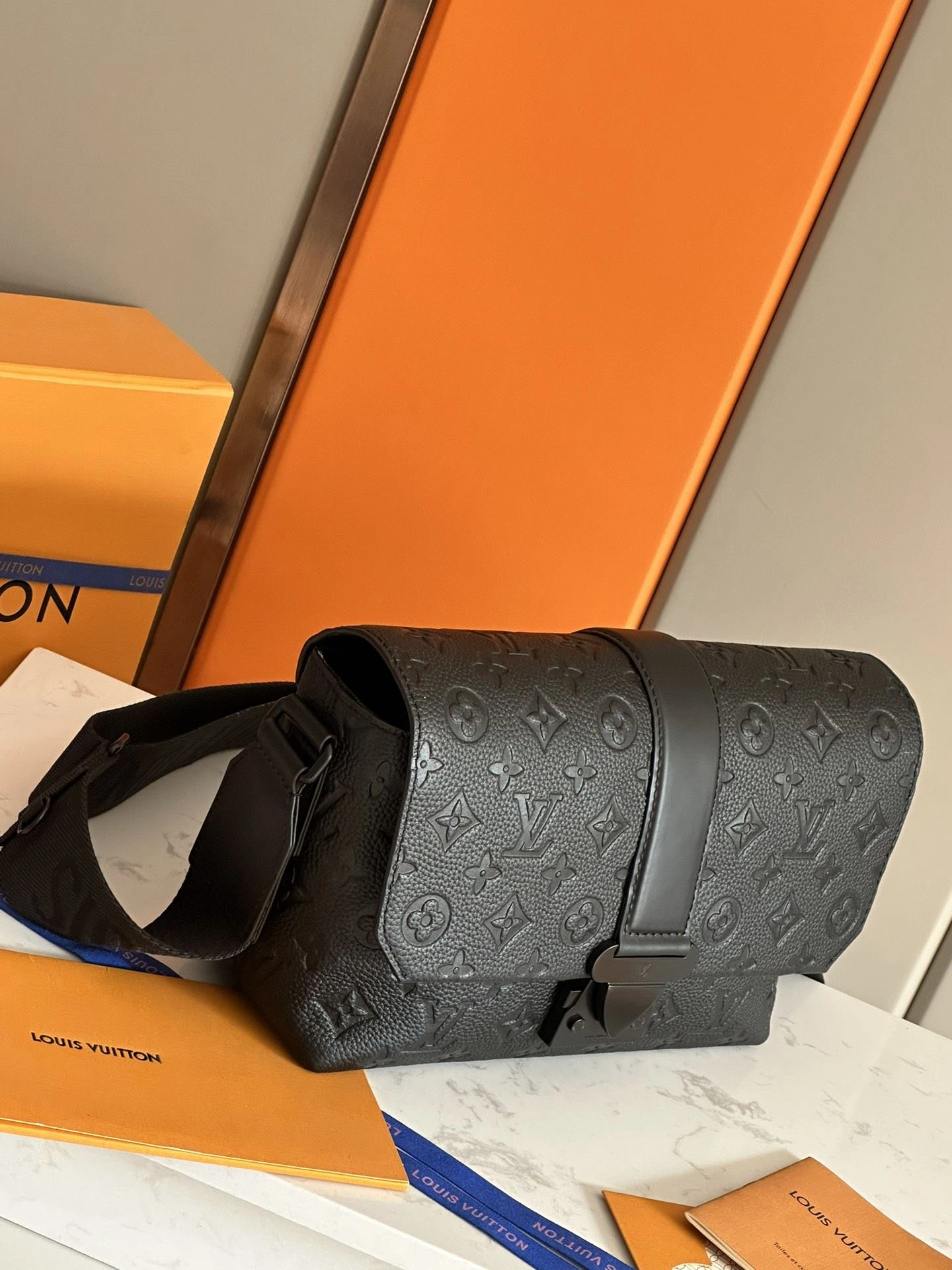 Brand-authenticated Mens Louis Vuitton Satchel Bags
