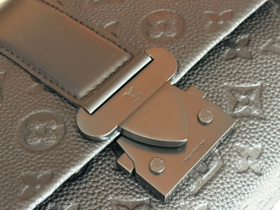 Brand-authenticated Mens Louis Vuitton Satchel Bags