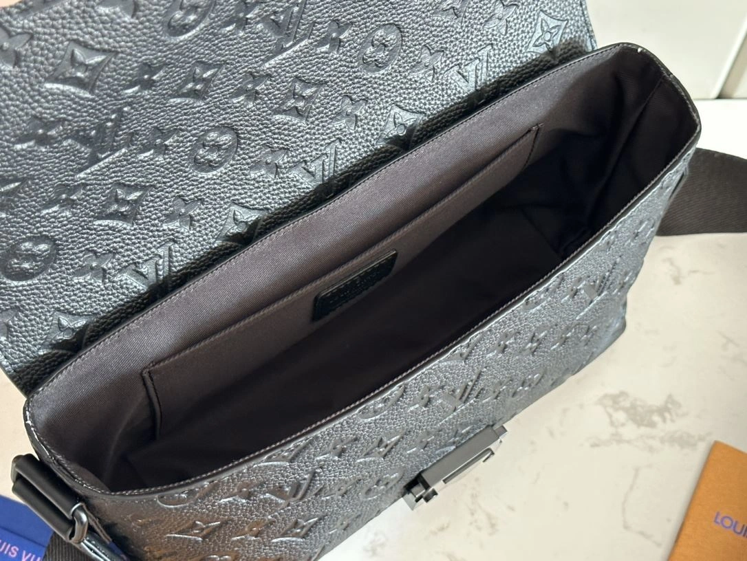 Brand-authenticated Mens Louis Vuitton Satchel Bags