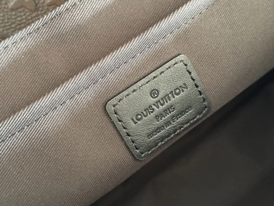 Brand-authenticated Mens Louis Vuitton Satchel Bags