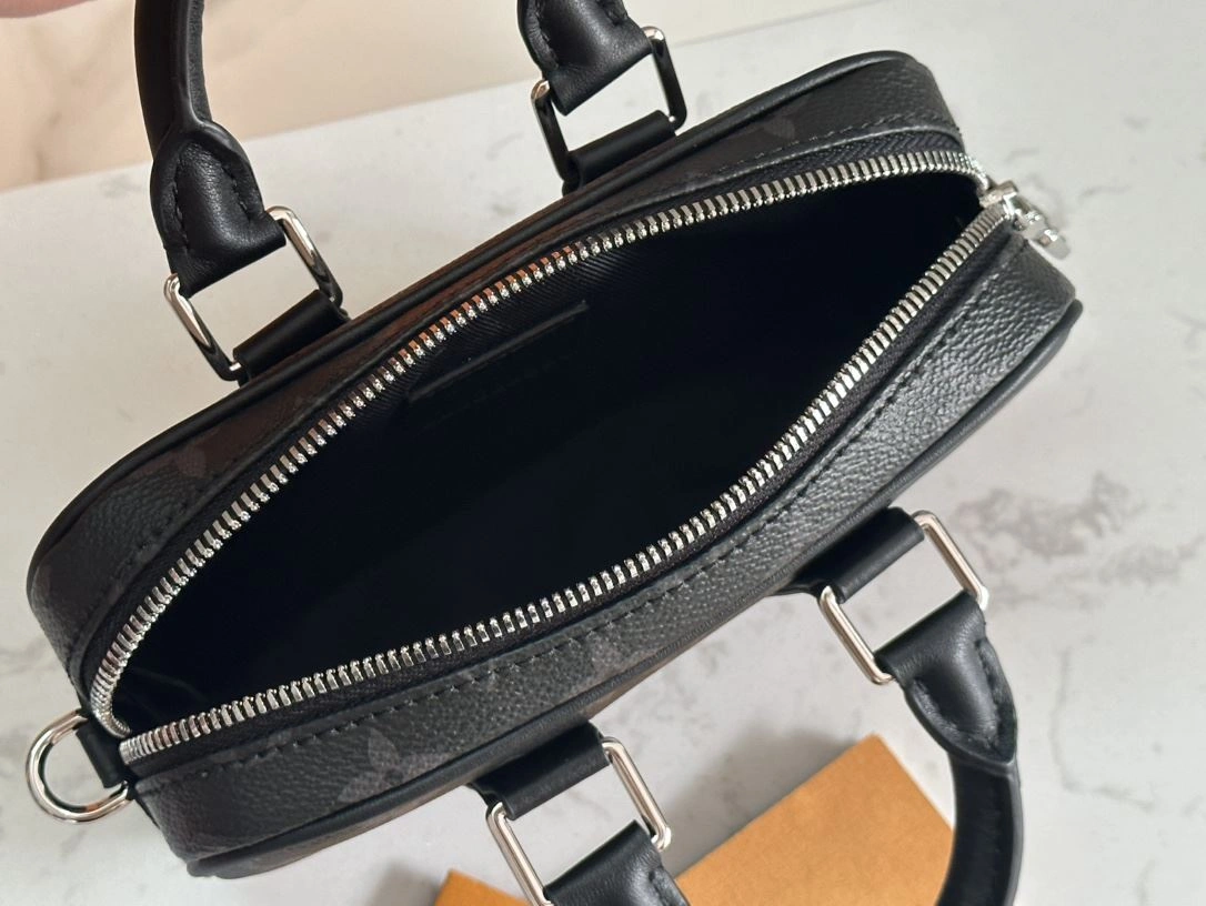Factory-made Mens Louis Vuitton Satchel Bags