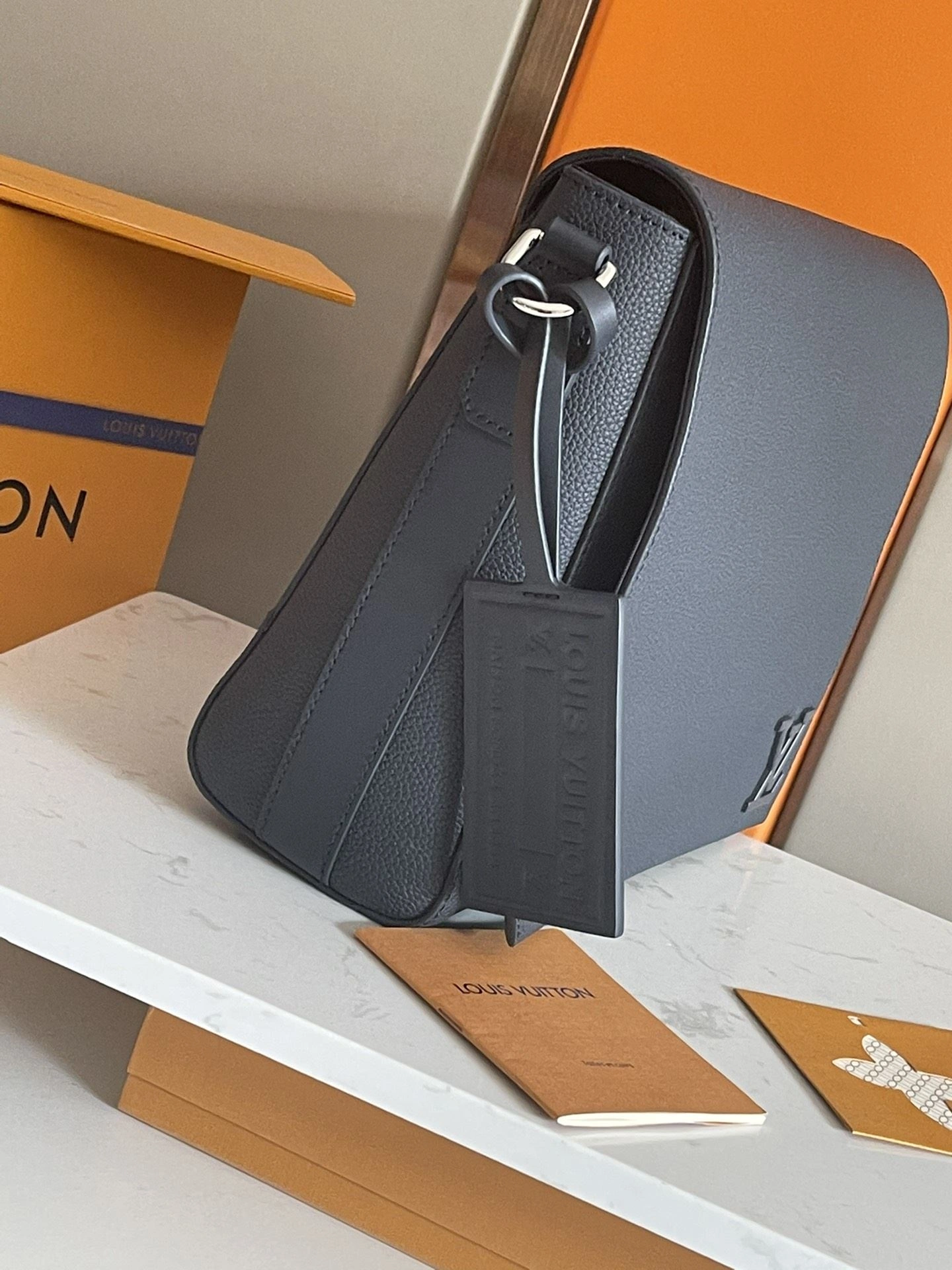 Genuine Mens Louis Vuitton Satchel Bags