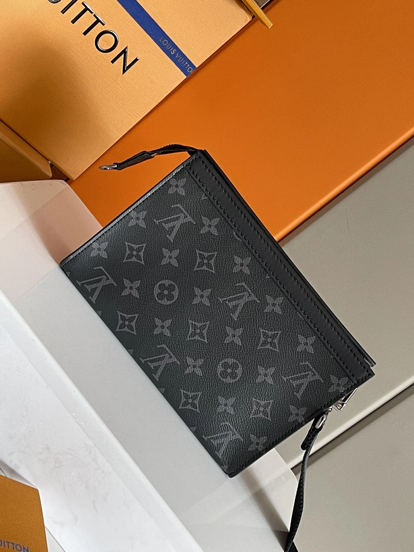 Bargain Mens Louis Vuitton Satchel Bags