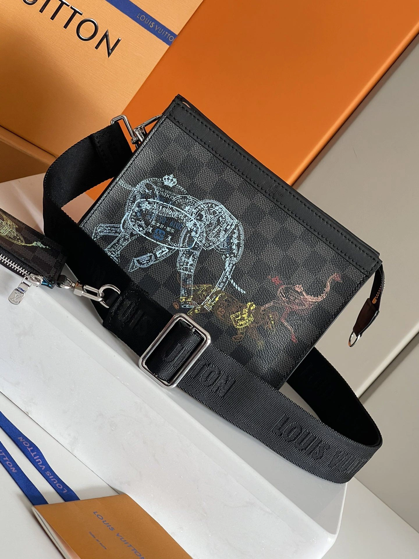 Mens Louis Vuitton Satchel Bags