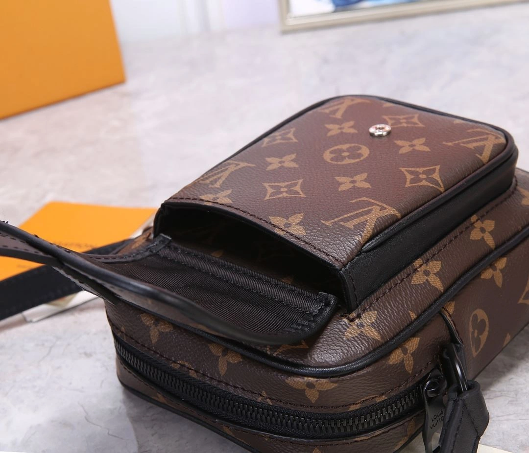 Discounted Mens Louis Vuitton Satchel Bags