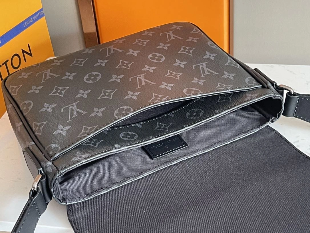 Reasonably priced Mens Louis Vuitton Satchel Bags