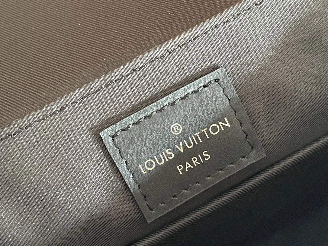 Reasonably priced Mens Louis Vuitton Satchel Bags
