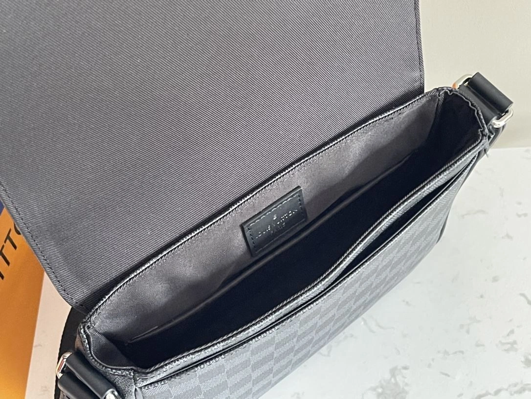 Economical Mens Louis Vuitton Satchel Bags