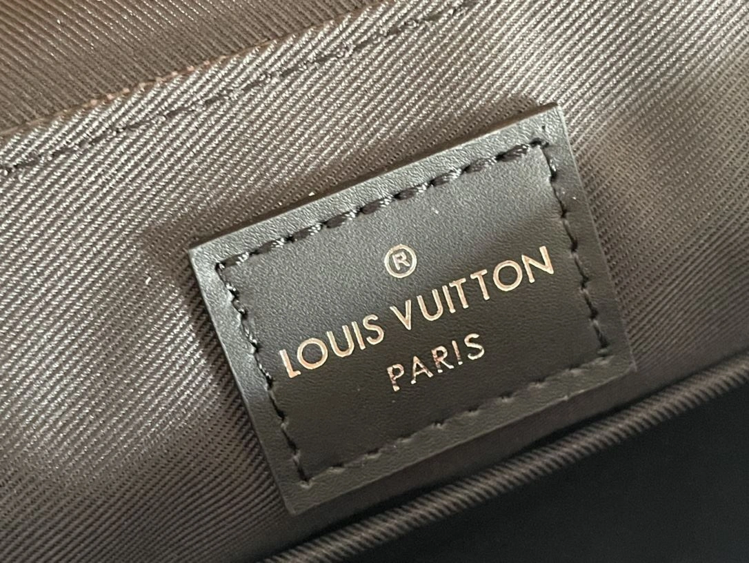 Economical Mens Louis Vuitton Satchel Bags