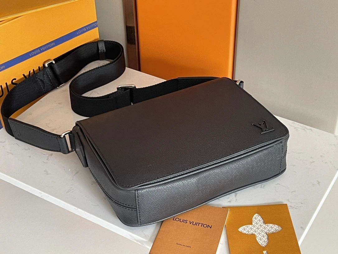 Bargain Mens Louis Vuitton Satchel Bags