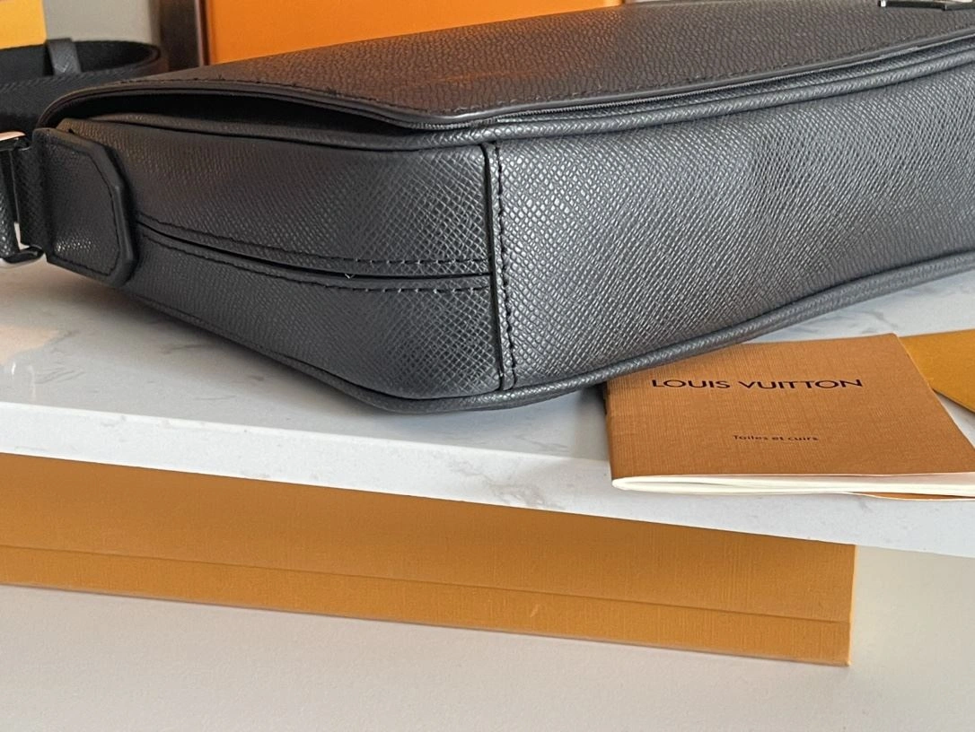 Bargain Mens Louis Vuitton Satchel Bags