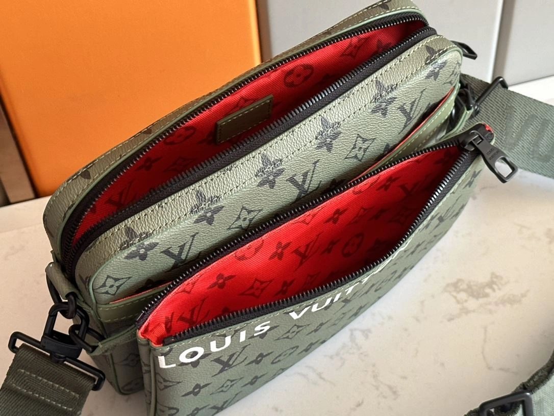 Budget-friendly Mens Louis Vuitton Satchel Bags