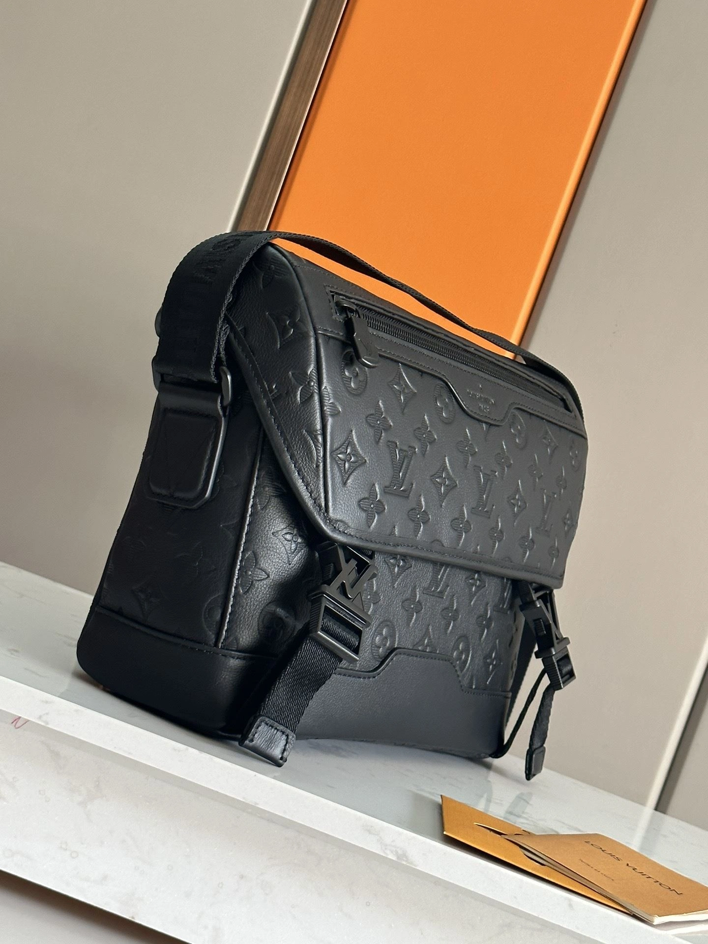 Top mirror Mens Louis Vuitton Satchel Bags