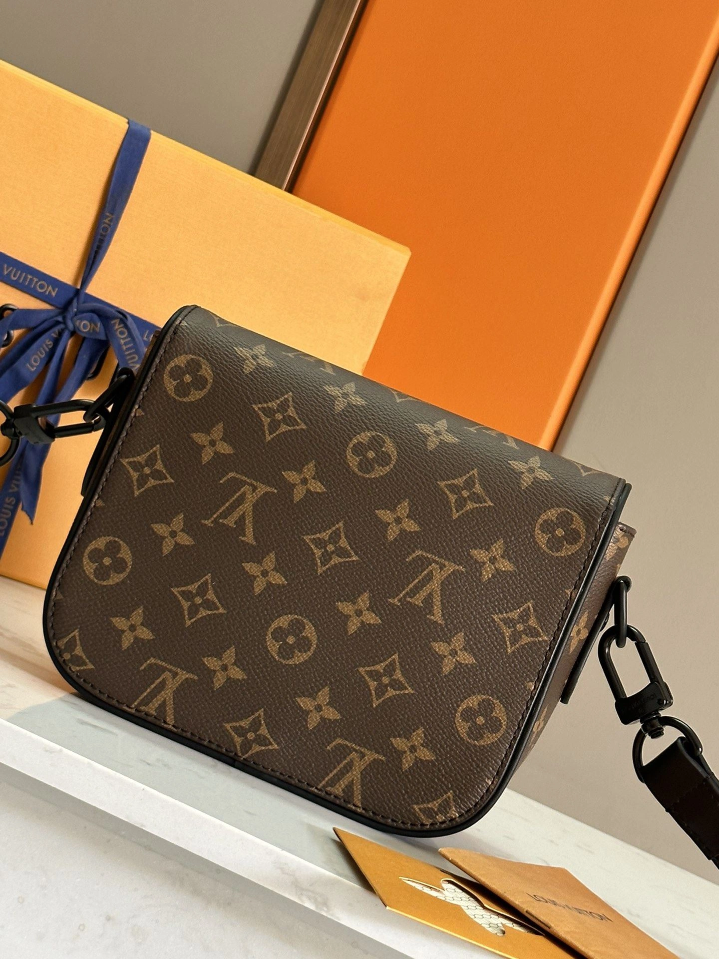 OEM Mens Louis Vuitton Satchel Bags