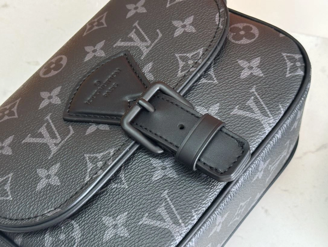 Precise copy Mens Louis Vuitton Satchel Bags