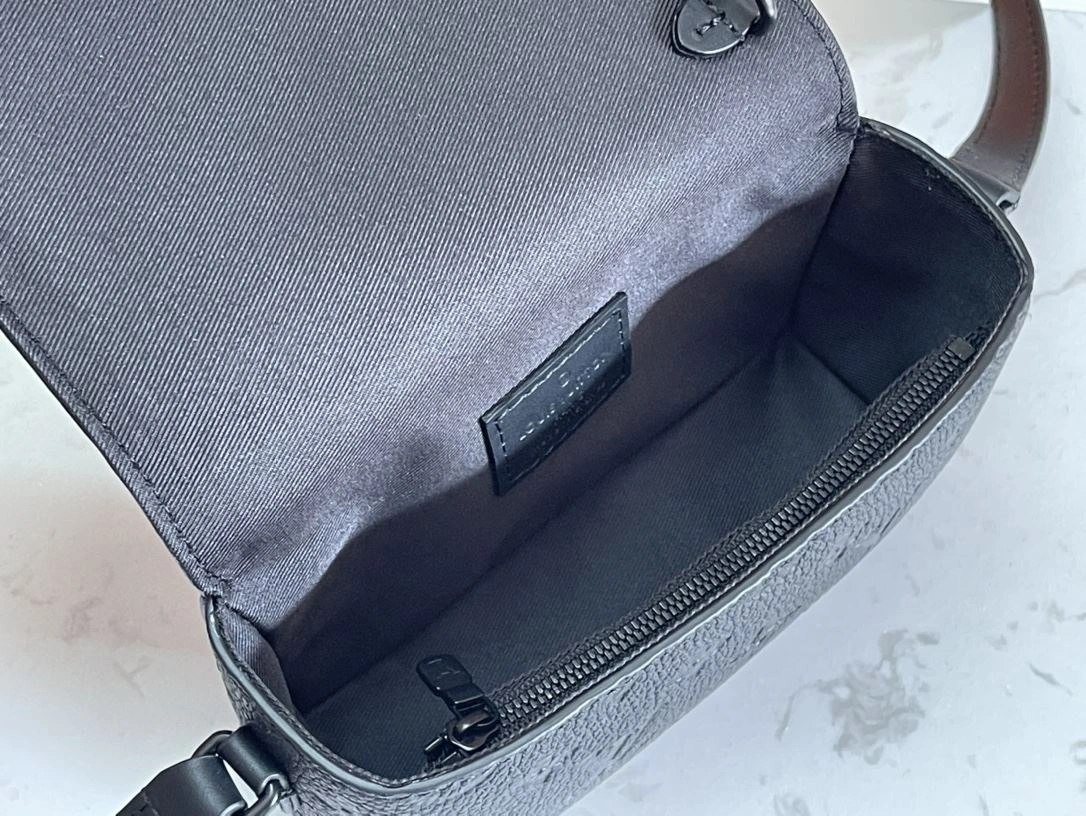 Factory-made Mens Louis Vuitton Satchel Bags