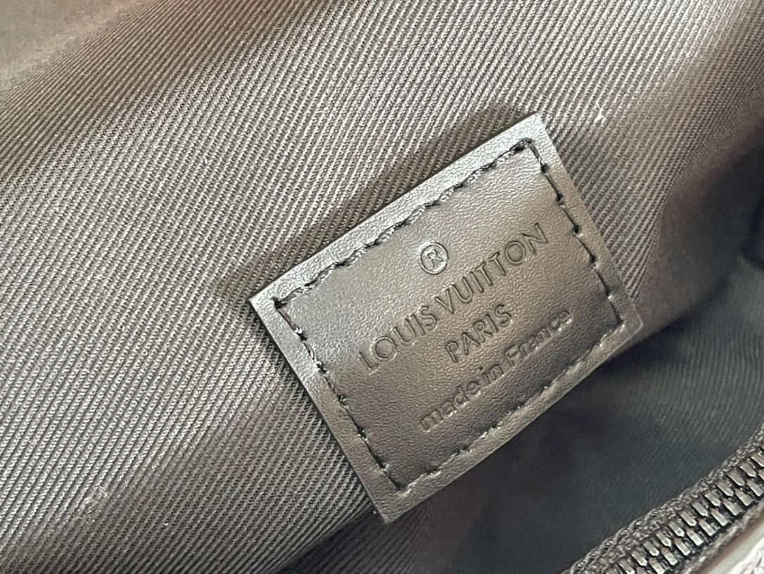 Factory-made Mens Louis Vuitton Satchel Bags