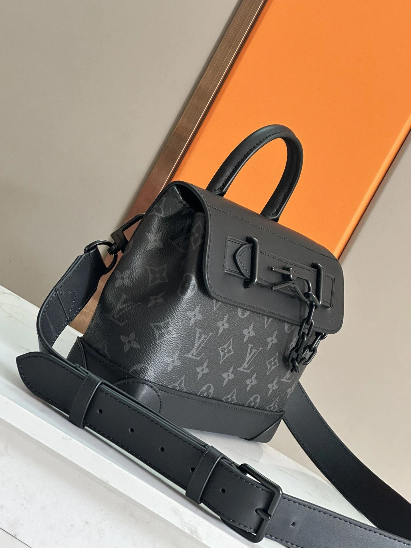 Top mirror Mens Louis Vuitton Satchel Bags