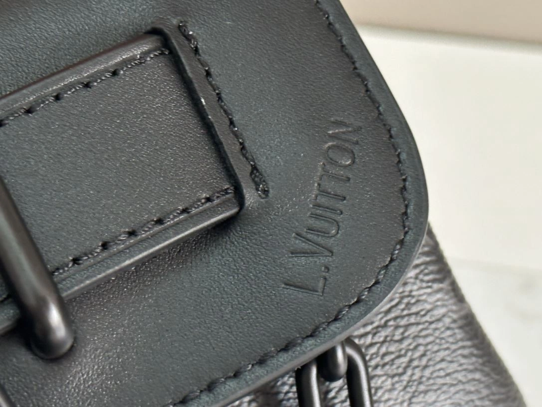 Top mirror Mens Louis Vuitton Satchel Bags