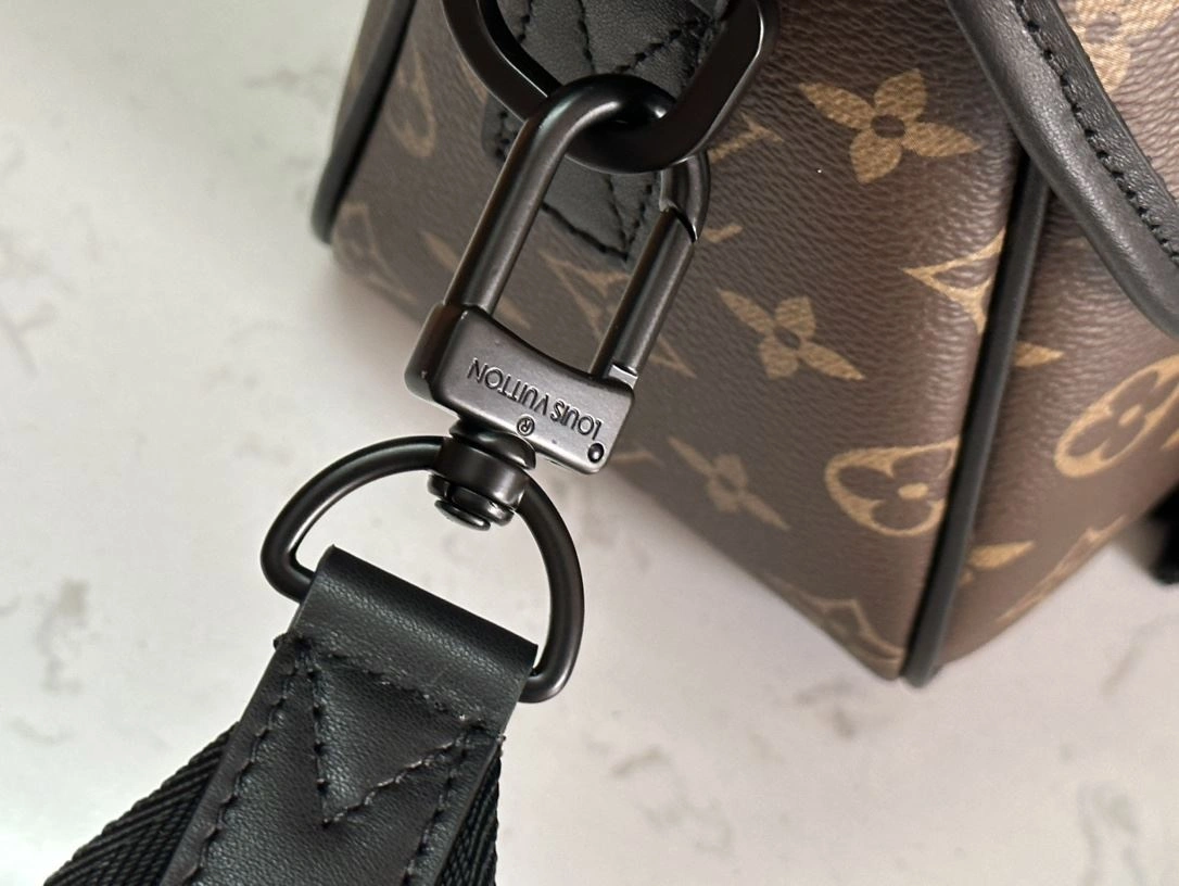 Authentic Mens Louis Vuitton Satchel Bags