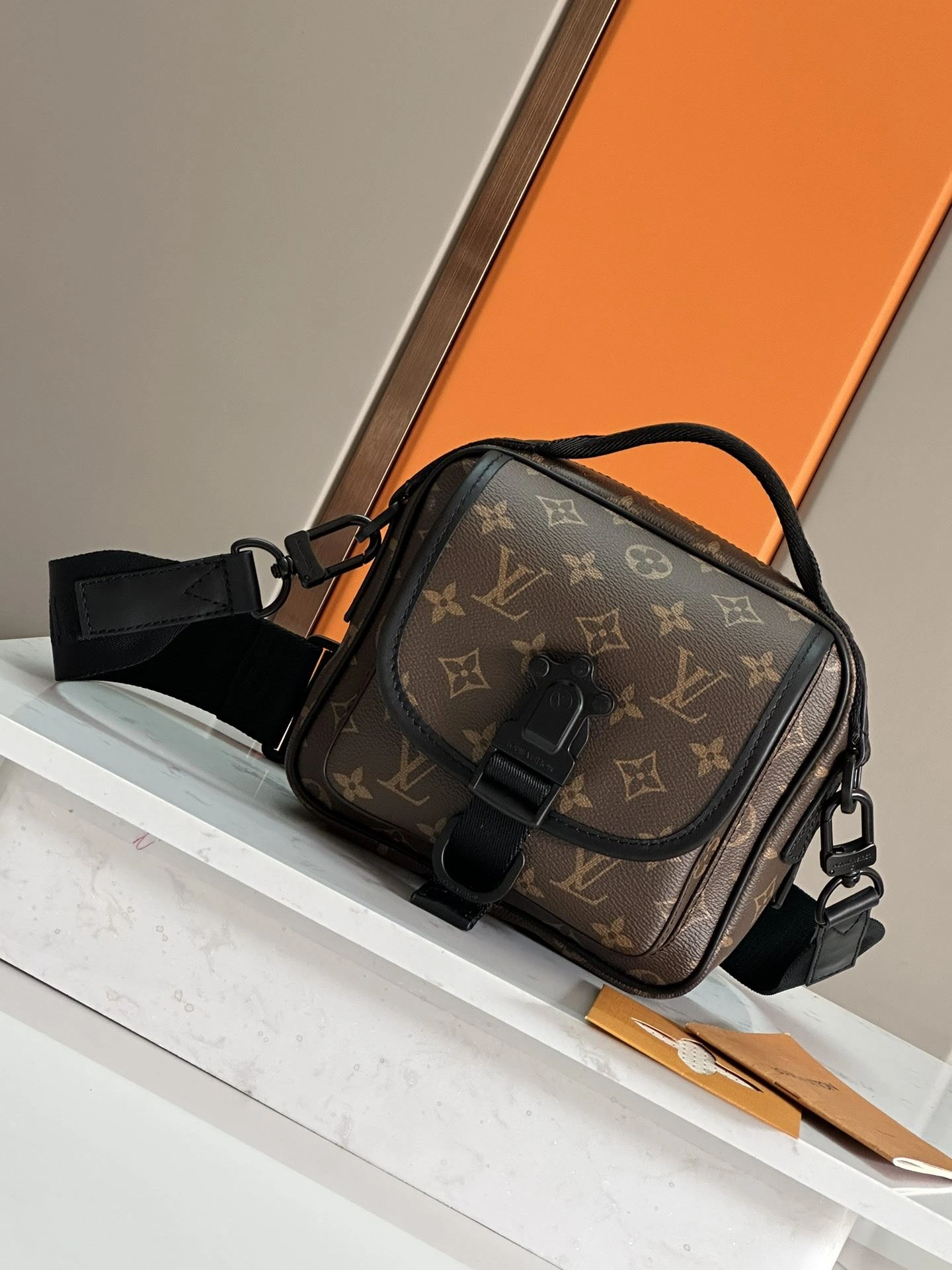 Mens Louis Vuitton Satchel Bags