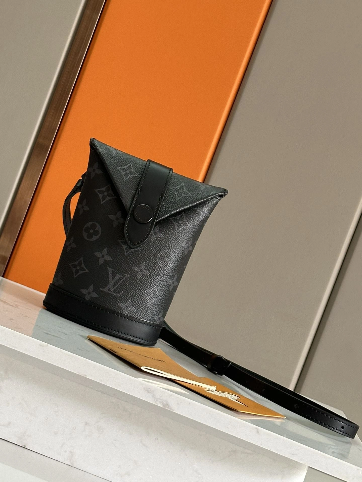 Mens Louis Vuitton Satchel Bags