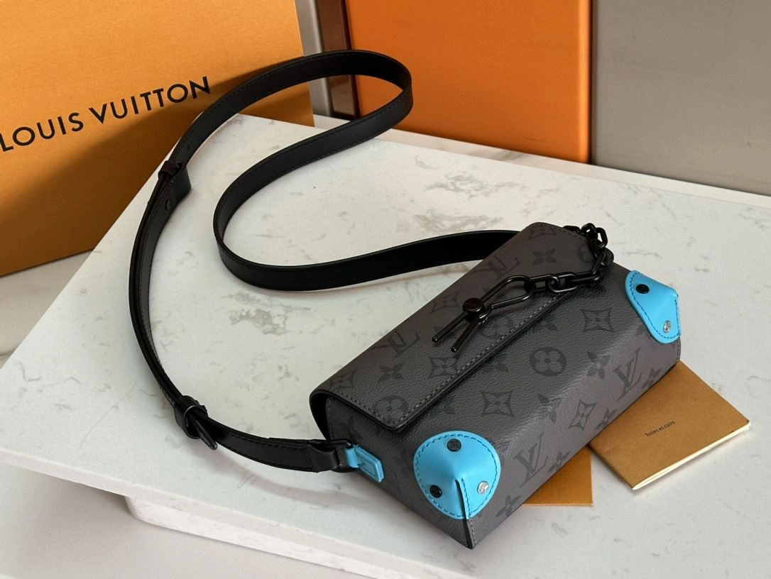 Discounted Mens Louis Vuitton Satchel Bags